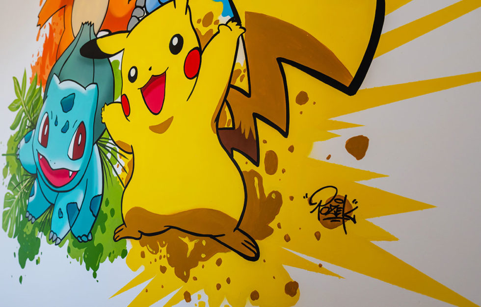 Décoration graffiti pokemon pour ce nouveau bureau